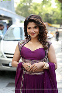 Actress Iswarya Menon at Nagabandham Movie Trailer Launch Event, HD Gallery
