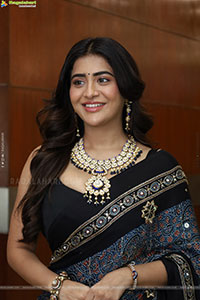 Heroine Rashi Singh at Hi Life Grand Launch Event, HD Gallery
