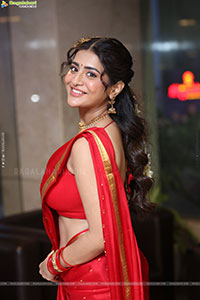 Actress Rashi Singh at Transfer Trimurthulu Pre Release Event, HD Gallery