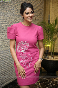 Heroine Abhirami at Blast Zone Pre Release Press Meet, HD Gallery