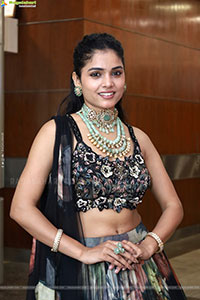 Model Soni Verma at Hi Life Exhibition Grand Launch Event, HD Gallery