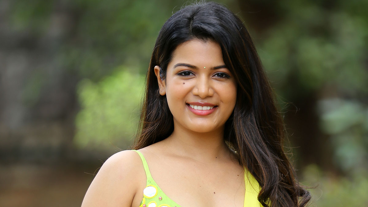 Interview of Goldie Nissy about Changure Bangaru Raja